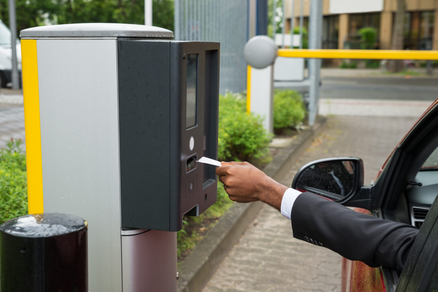 Benefits of an Integrated Smart Parking Solution for Your Business